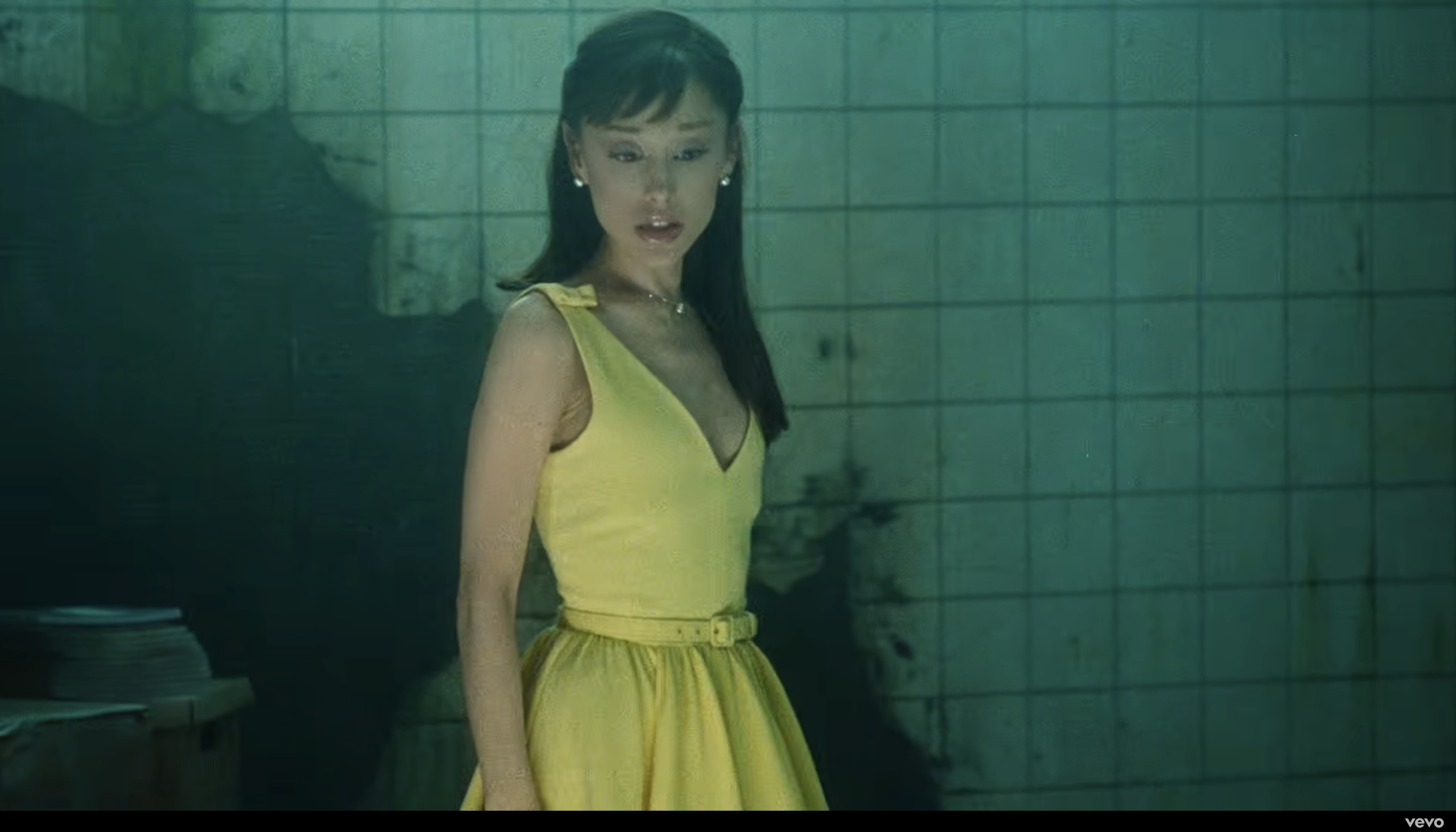 Ariana Grande's music video dress squeezes more juice out of the lemon ...