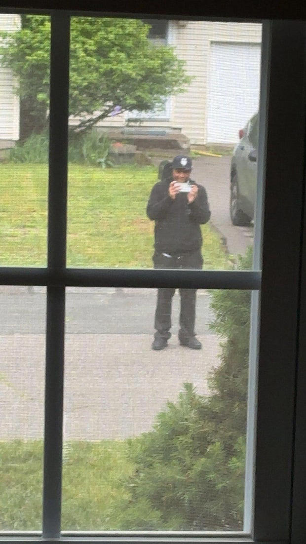 2 teens were "super scared" after suspicious man allegedly took photos ...