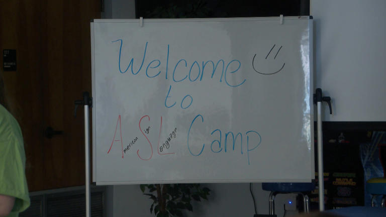 Summer camp teaches kids American Sign Language