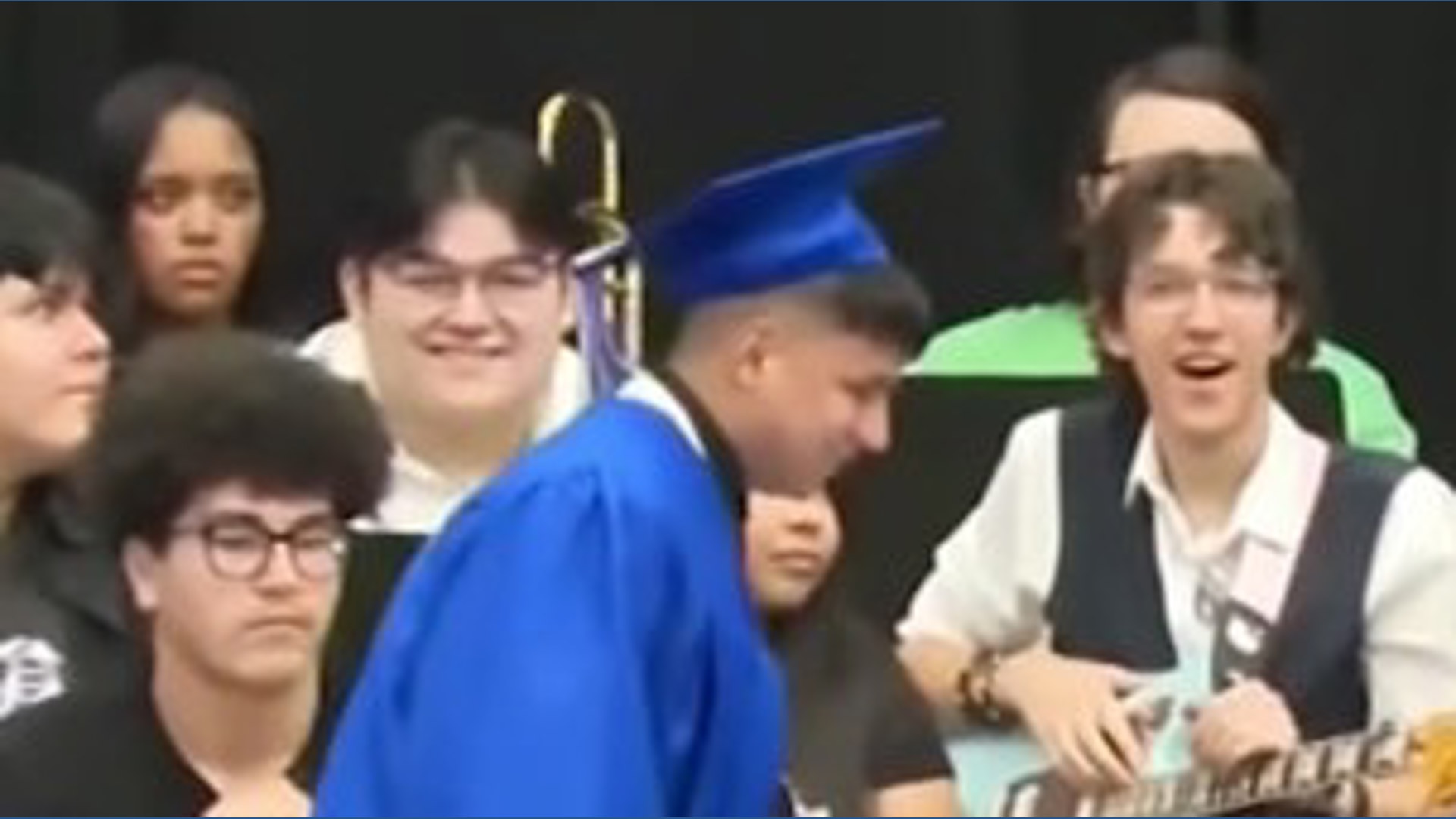 Teen detained by ICE makes it to graduation