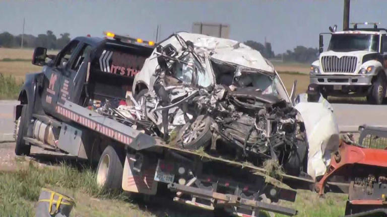 Head-on crash involving semi leaves 2 people dead on Highway 33 near ...