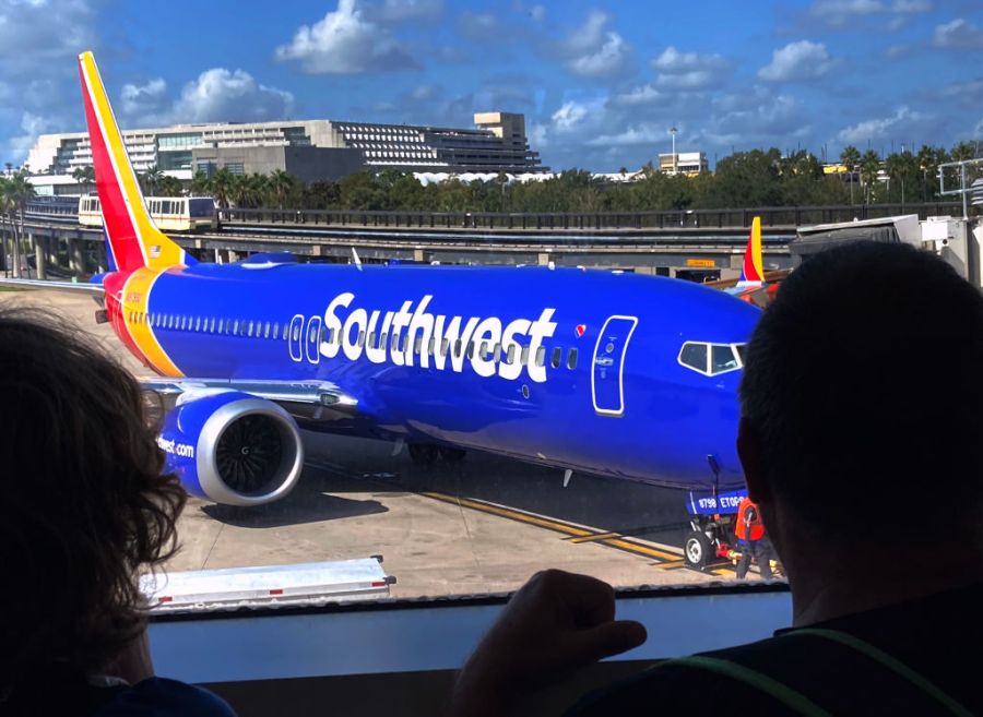 Southwest walks back part of its plus-size seating policy, but advocacy ...