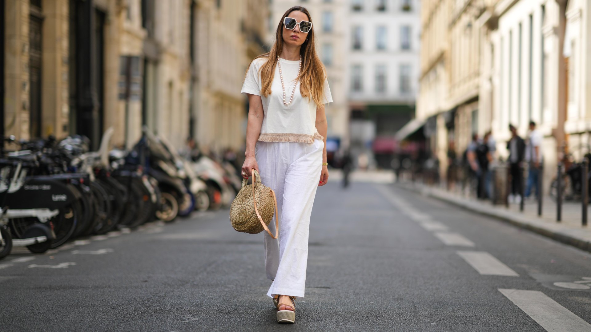 Skip chunky sneakers - these rich mom walking sandals are comfier