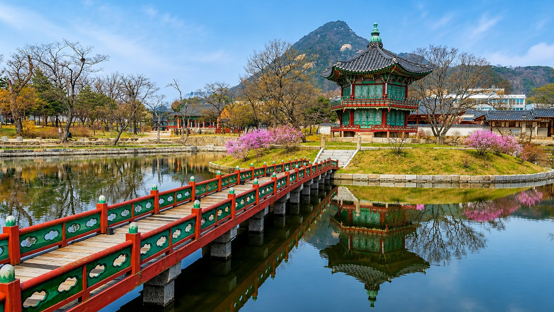What made this palace different from others?