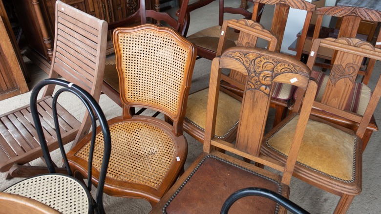 This genius pool noodle DIY takes a worn-down thrifted chair from trash ...