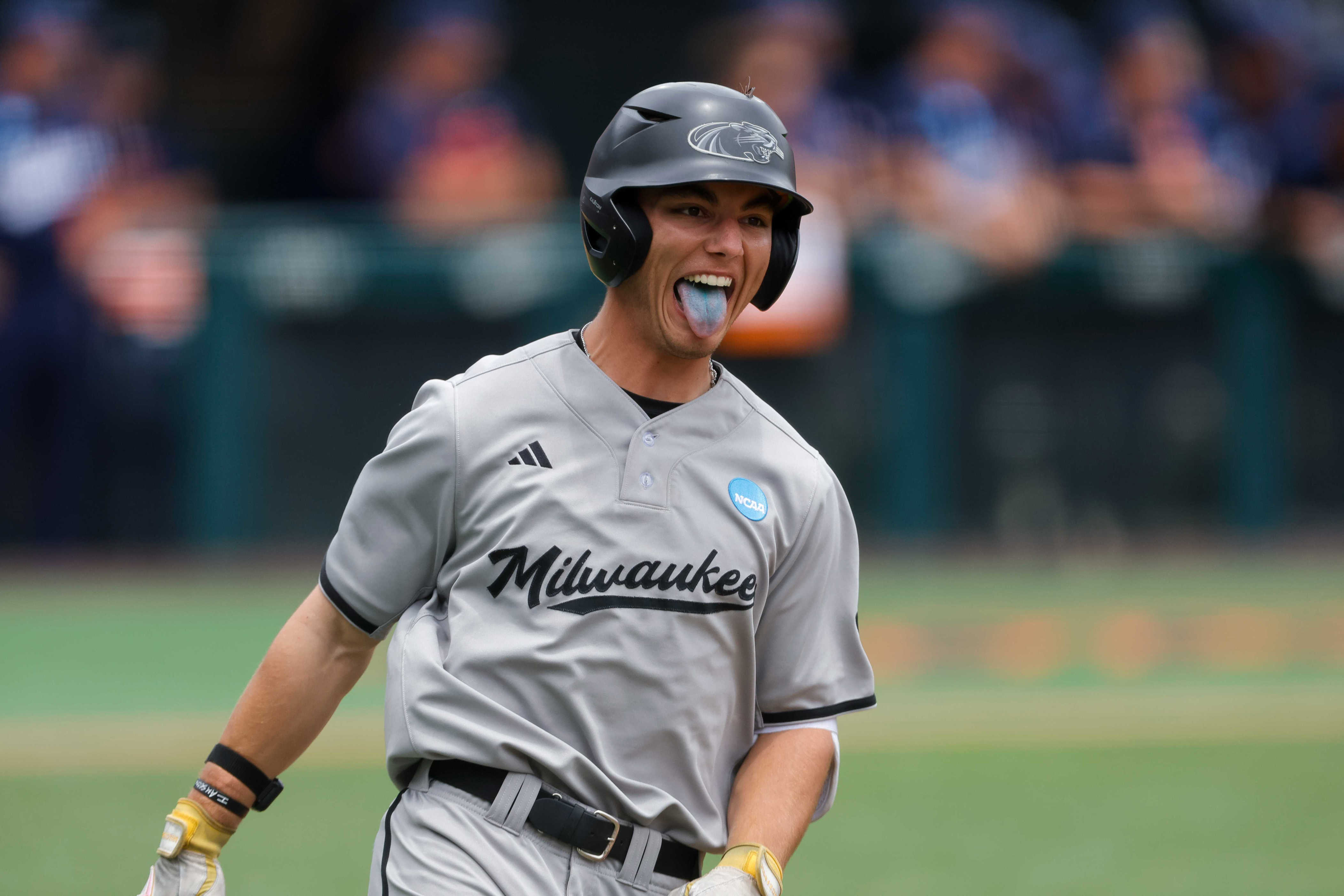 UWM Panthers hope to claw out win with history, season on the line in ...