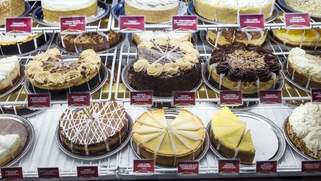 19 Cheesecake Factory flavors ranked from best to worst