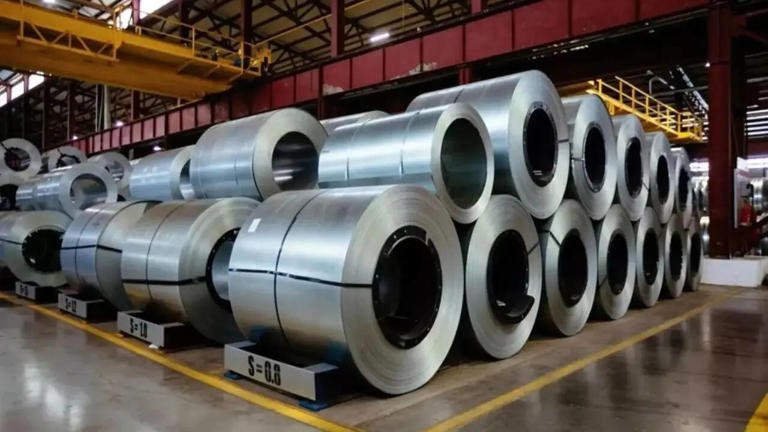 Industrial output growth slows to 4.9% from 5.7%