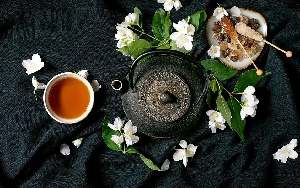 Dietitians outline health effects of morning vs evening tea