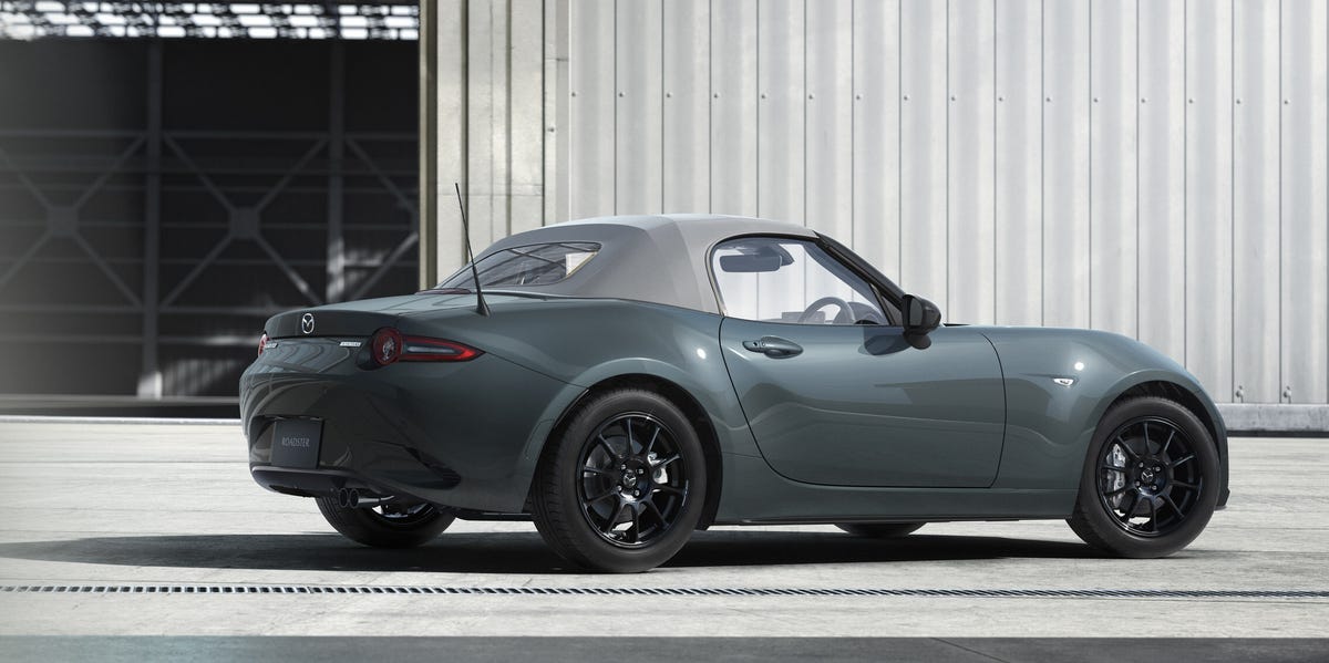 Mazda has revealed a pretty new paint color for the 2027 Miata. Can you ...