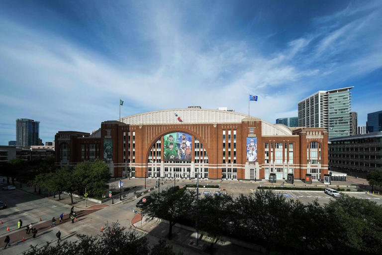 Dallas Mavericks choose Valley View site for new arena and ...