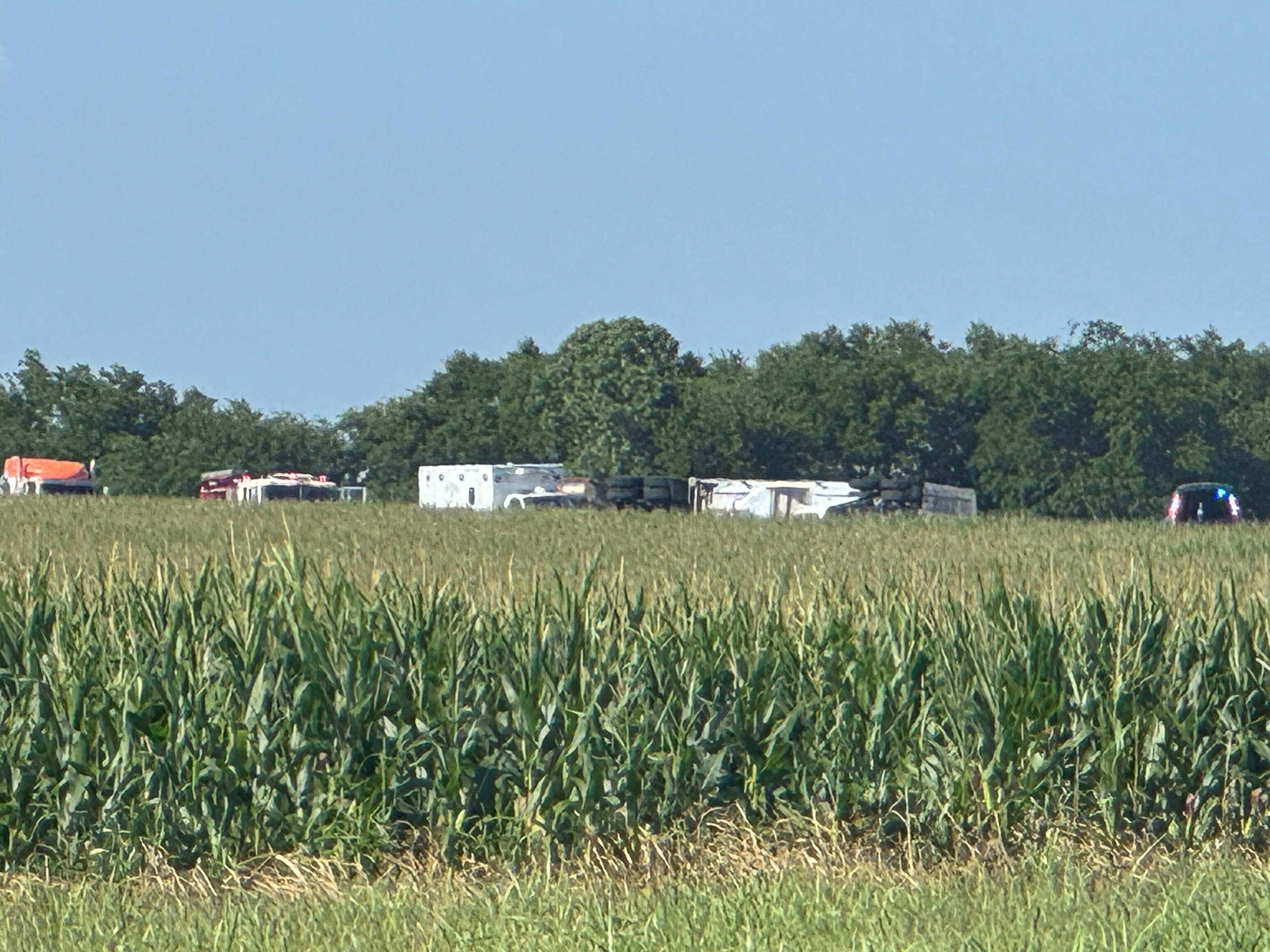 18-wheeler crash near Howe leaves driver dead