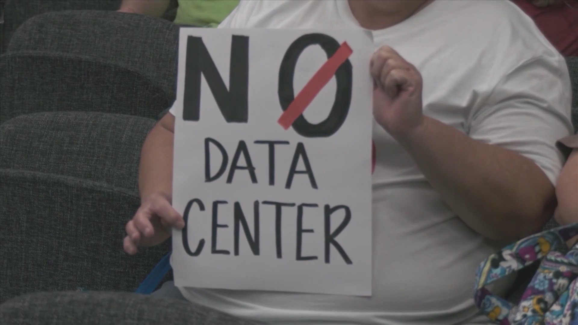 Holmes County commissioners discuss AI data center
