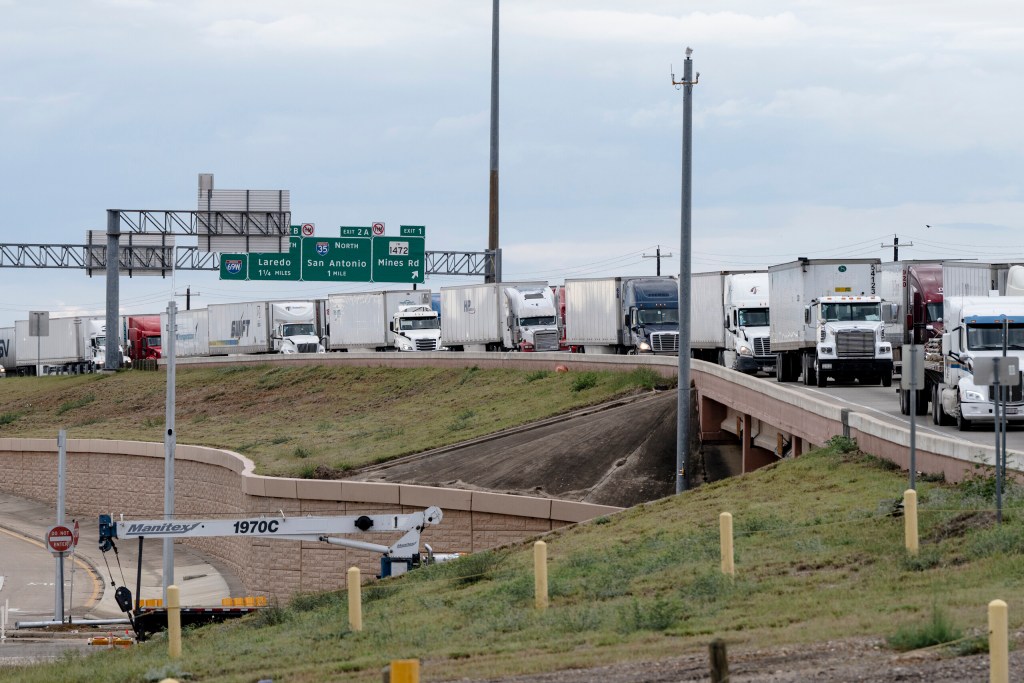 Texas lifts commercial drivers license ban for temporary agricultural ...