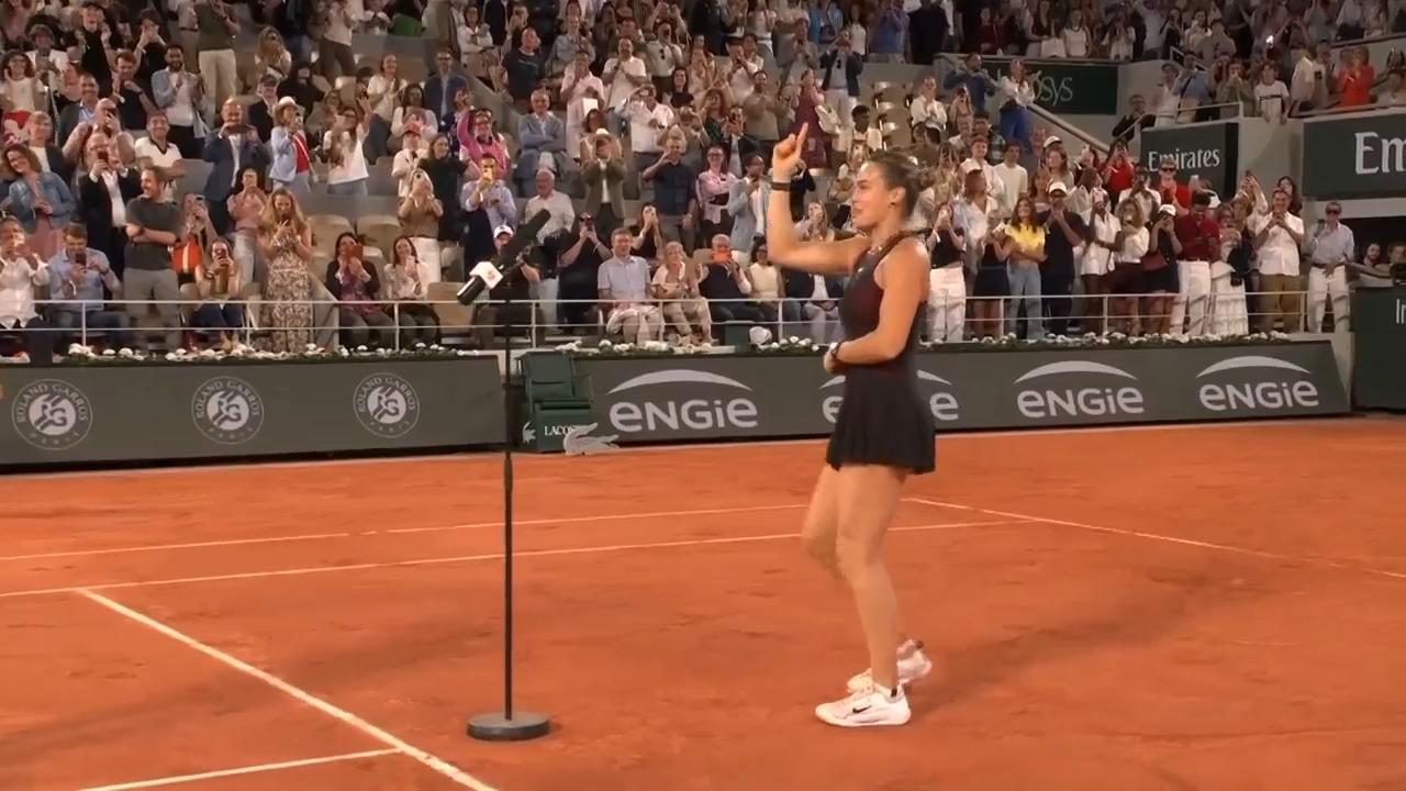 Sabalenka delights Paris crowd with moonwalk after spotting fiancée