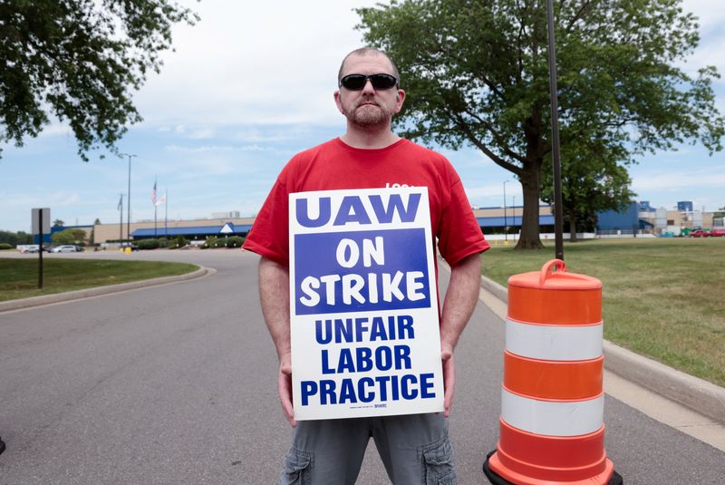 UAW calls for a midnight strike at GM pickup truck axle supplier