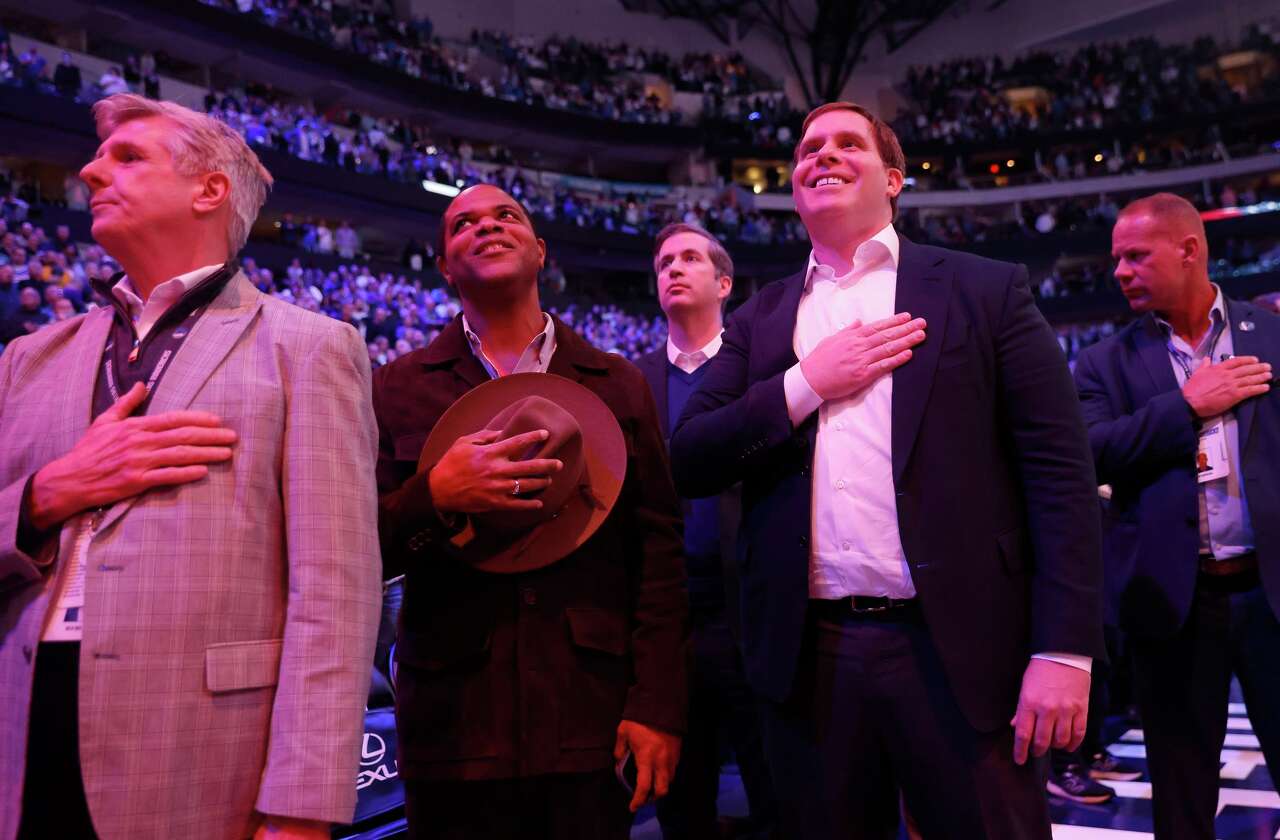 Dallas Mavericks choose Valley View site for new arena and ...