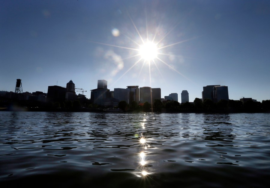NOAA releases sizzling summer weather outlook for PNW