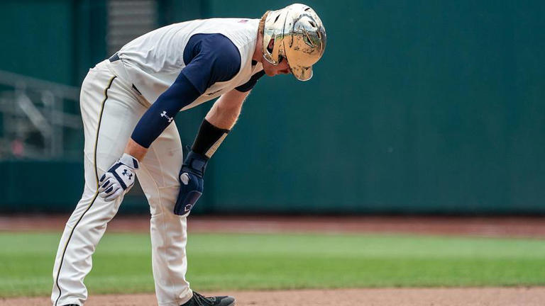 Notre Dame’s latest portal gut punch makes Shawn Stiffler’s climb even ...