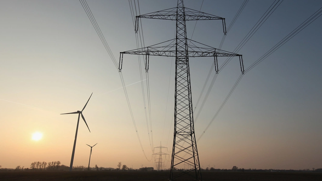 Heatwave drives record solar output but exposes grid limits