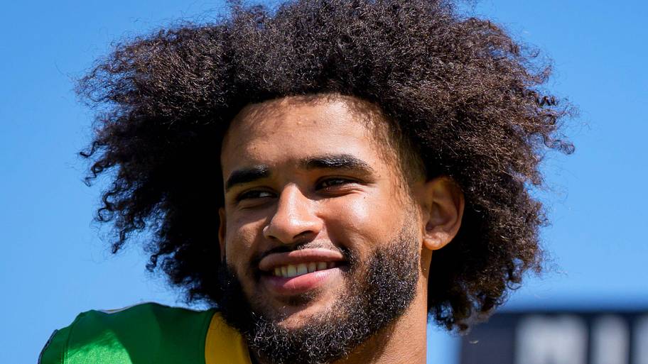 Dante Moore reaches career milestone with EA Sports College Football ...