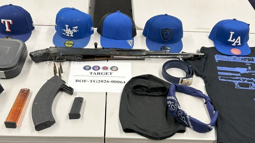 Man arrested after probation search turns up rifle at a Tulare home
