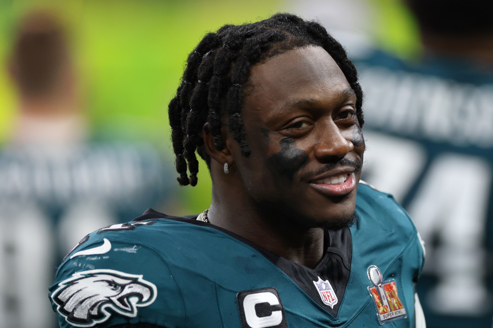 Eagles send farewell message to AJ Brown after Patriots trade