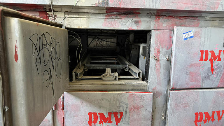 Get an inside look at DC's long-abandoned hospital, infamous for ...