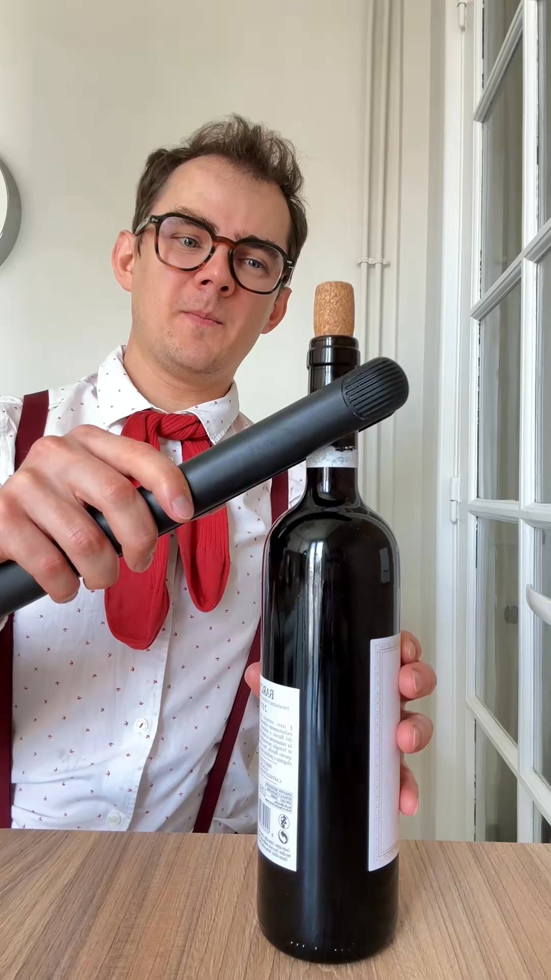How to open a bottle of wine?