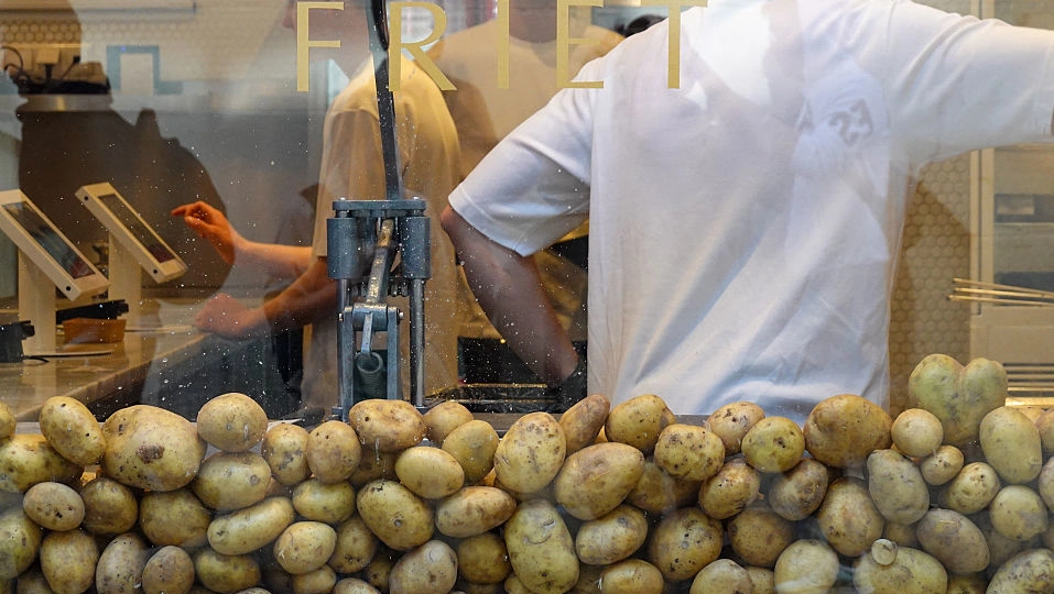 11 chains serving fresh-cut fries