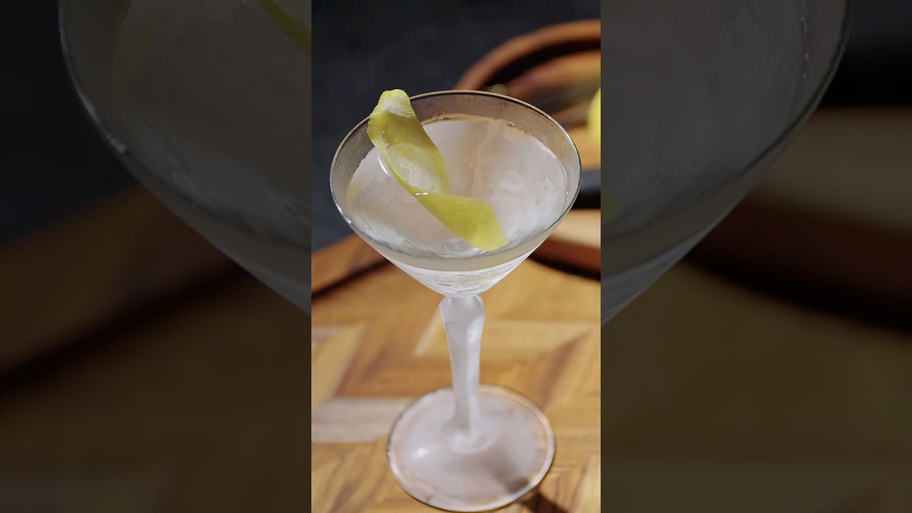 How to make the perfect lemon twist garnish for every drink
