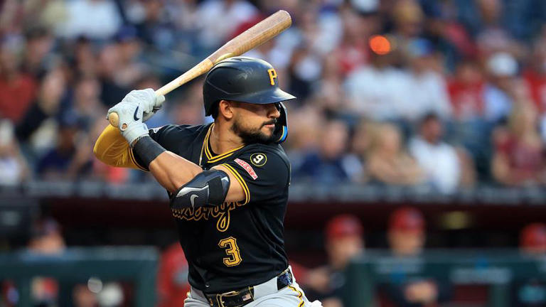 Pirates' Nick Gonzales ends second-longest MLB drought