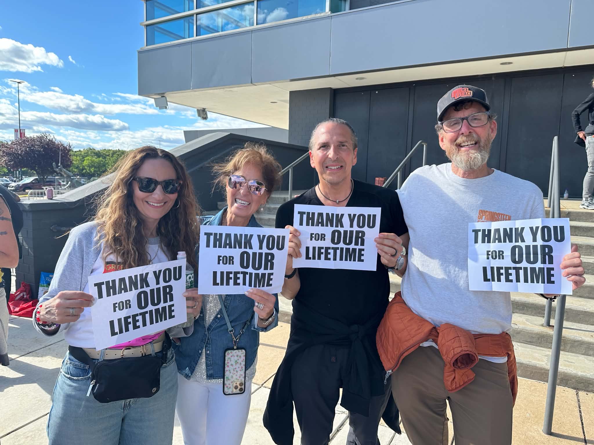 Fan-created Bruce Springsteen signs in Philadelphia last a lifetime