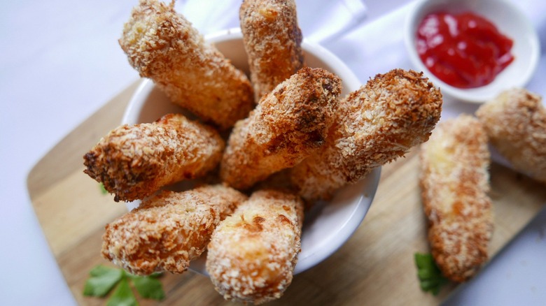 Halloumi fries recipe