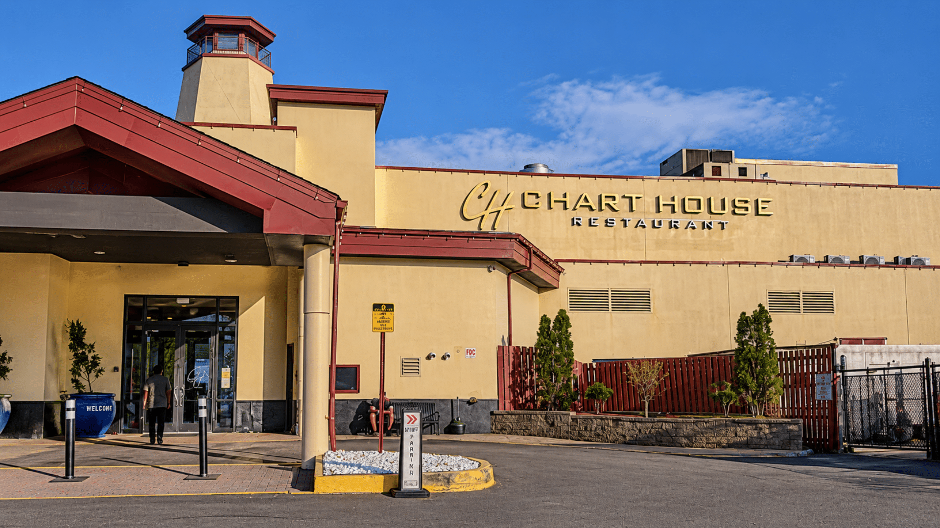Beloved New Jersey waterfront restaurant with iconic NYC views closes ...
