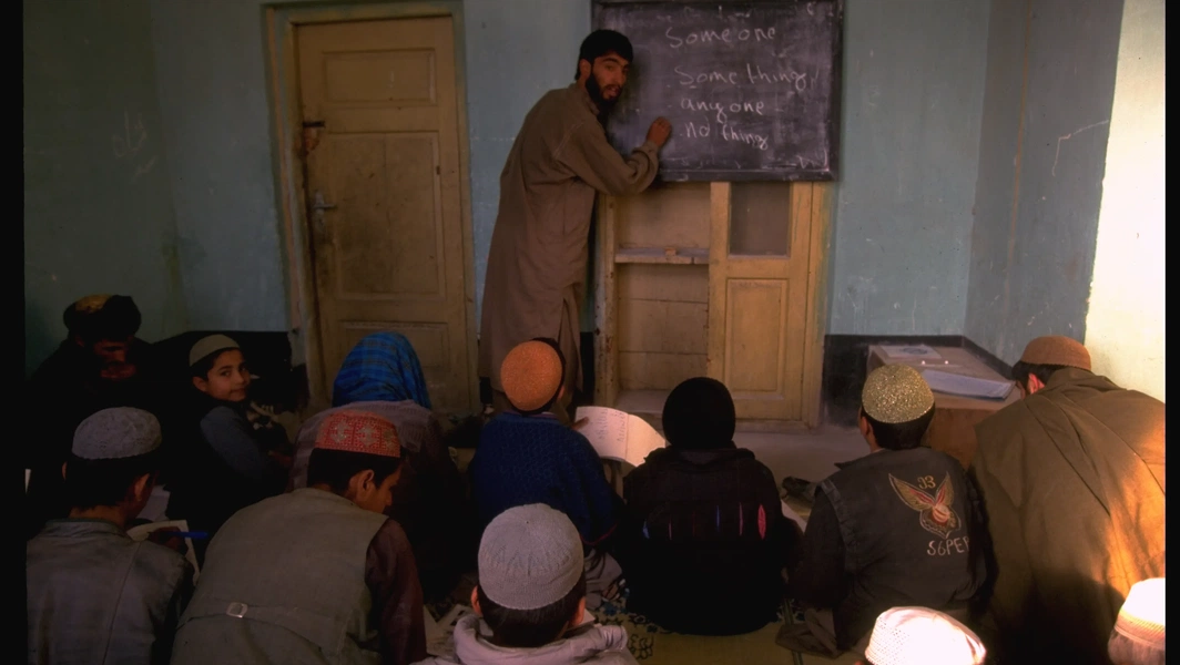 Experts say any age can be right to learn a new language