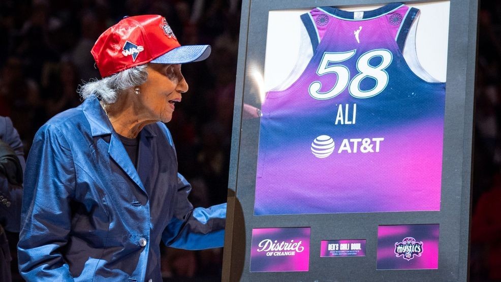 Mystics to donate Commissioners Cup award money to Ben's Chili Bowl ...
