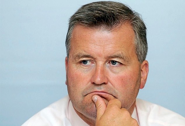 Exec exodus continues at BP as gas boss quits after the abrupt sacking ...