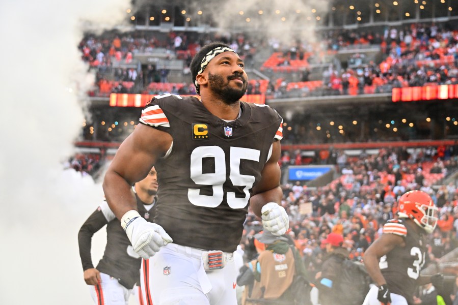 NFL blockbuster trades: Myles Garrett, AJ Brown change teams