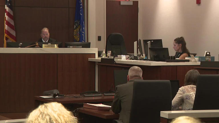 Mukwonago horse breeder sentenced to jail for firearm possession