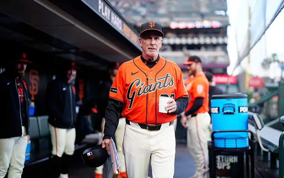 Giants promote Buddy Kennedy amid roster moves
