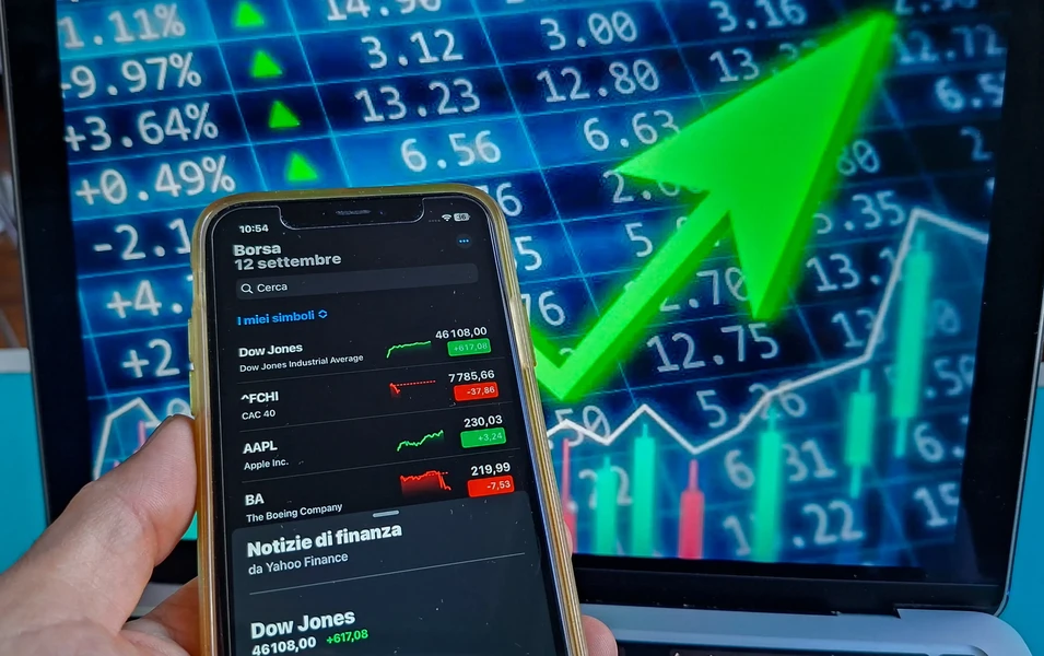 Experts urge diversification as markets face structural uncertainty