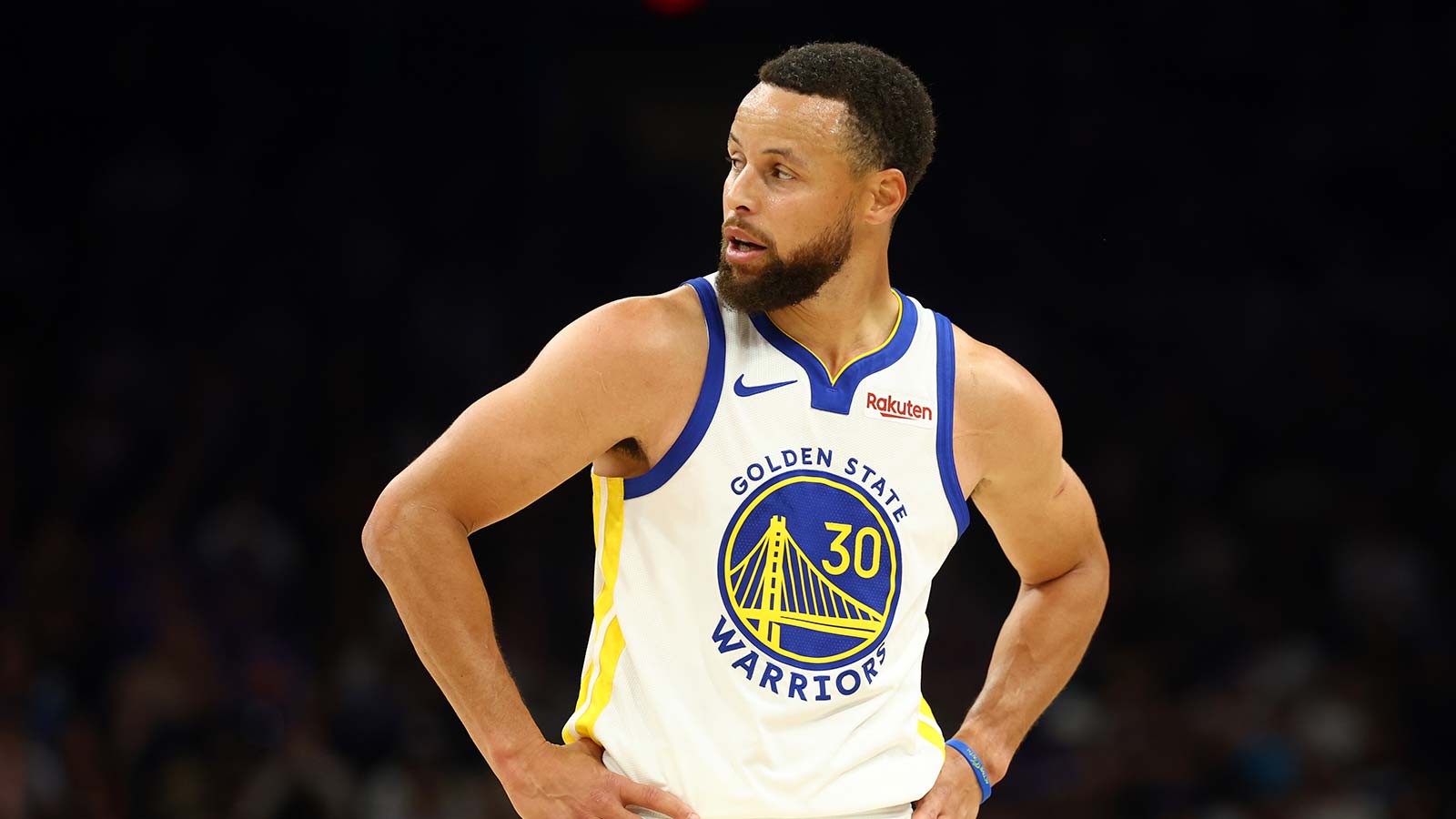 Warriors’ Stephen Curry signs 10-year shoe contract with Li-Ning