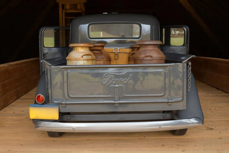 V8 economy and performance with classic style: Look at this unmodified ...
