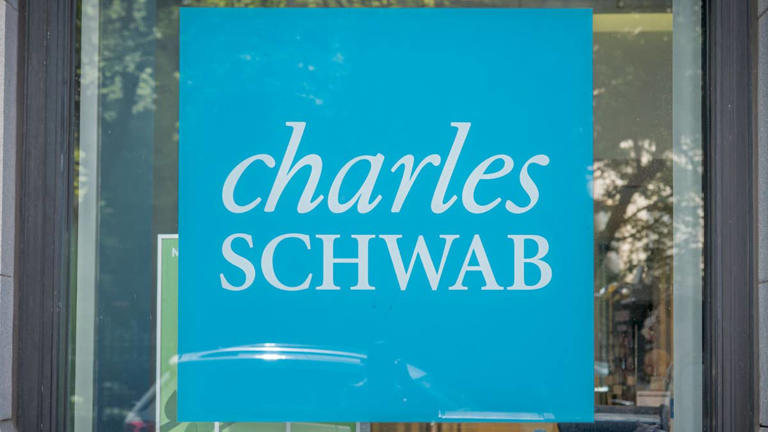 Charles Schwab, Fidelity warn Americans on surprising Roth IRA 5-year rule