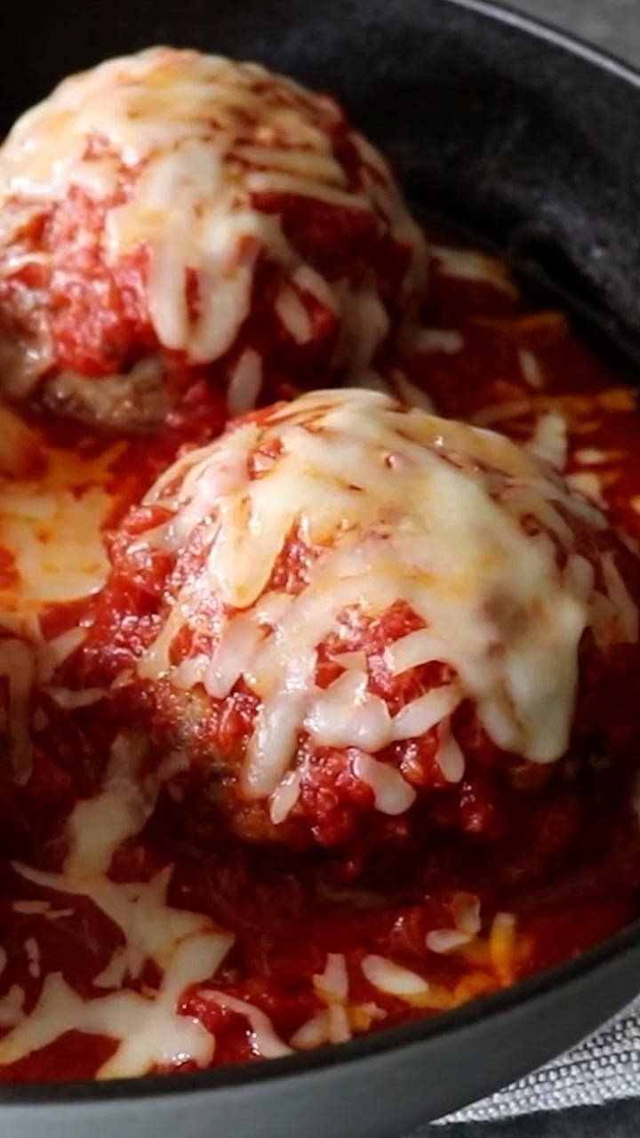 How to make Chef John’s giant lazy meatballs
