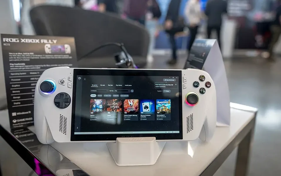 Asus unveils OLED ROG Xbox Ally X20 with AR glasses bundle