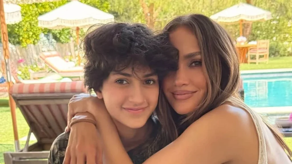 Hija de JLo se presenta como Oskar Jacob y oficializa transición
