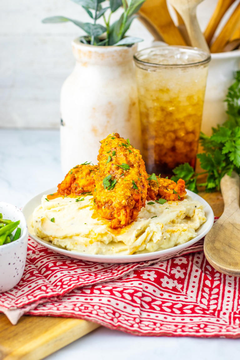 Garlic parmesan chicken bake (quick 25-minute dinner)