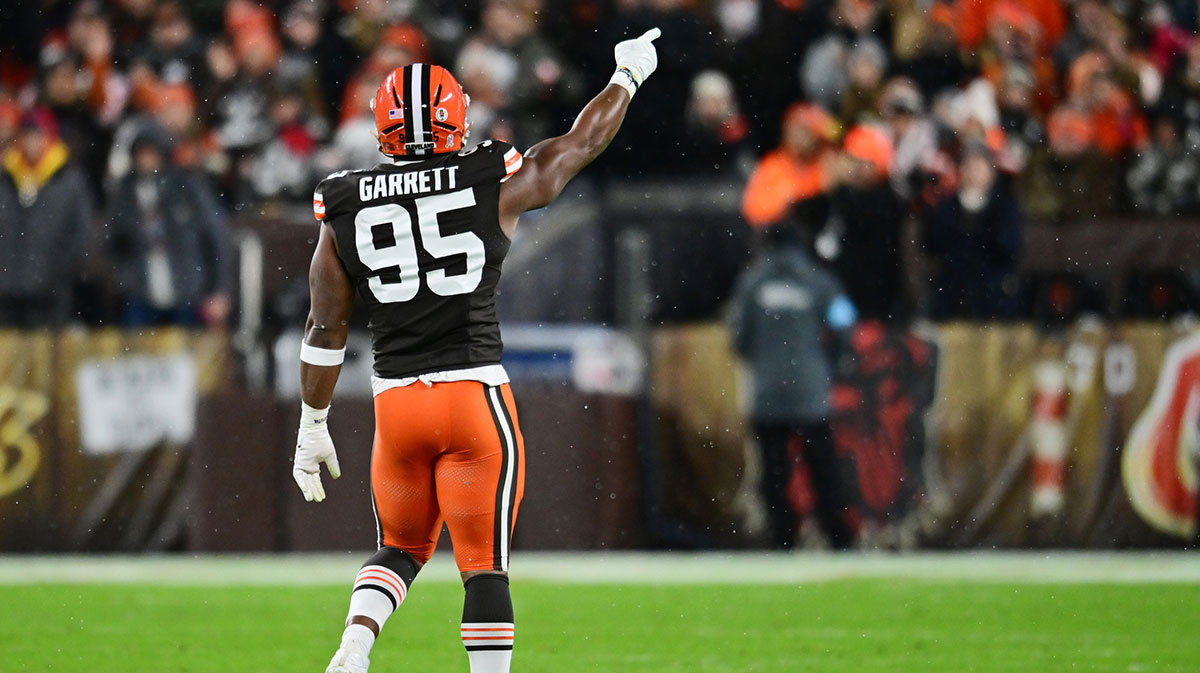 Browns send goodbye message to Myles Garrett after trade to Rams